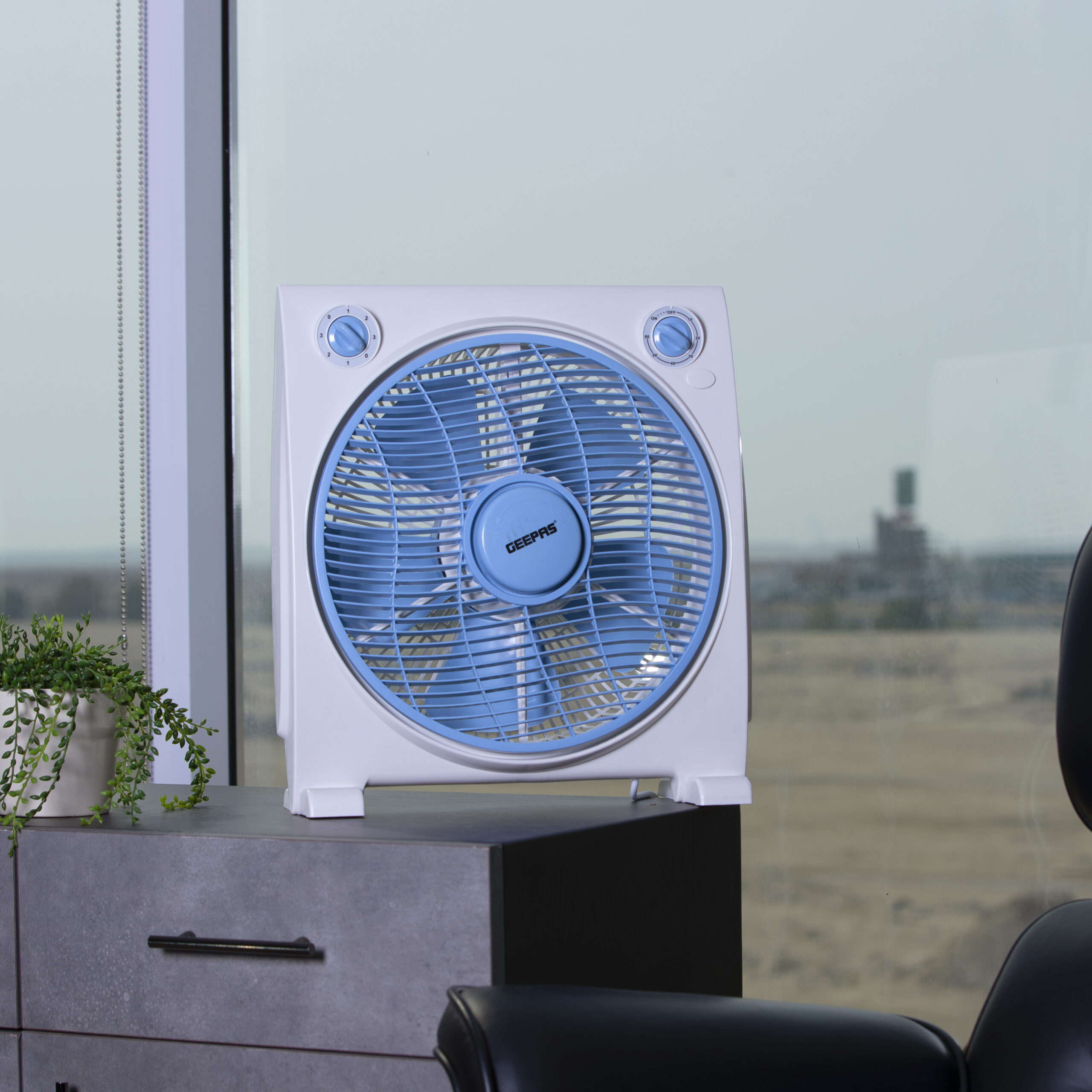 مروحة Geepas Box Fan - 3 Speed, 60 Minutes Timer | Jomla.ae