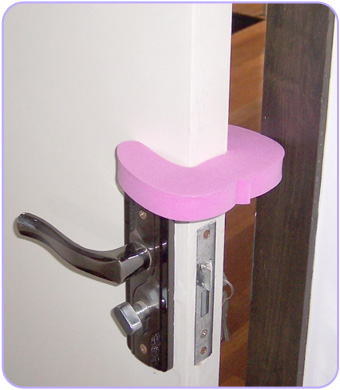 Order Duma Safe - Finger Pinch Guard Now! | Jomla.ae